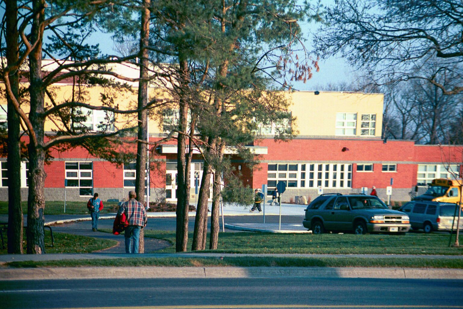 Queen Elizabeth Public School | J. R. Freethy Architect